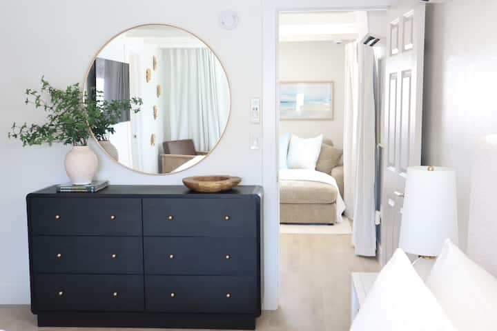 Beachside Retreat Perfect For 2 The Salty Surfer - Englewood Beach, Englewood