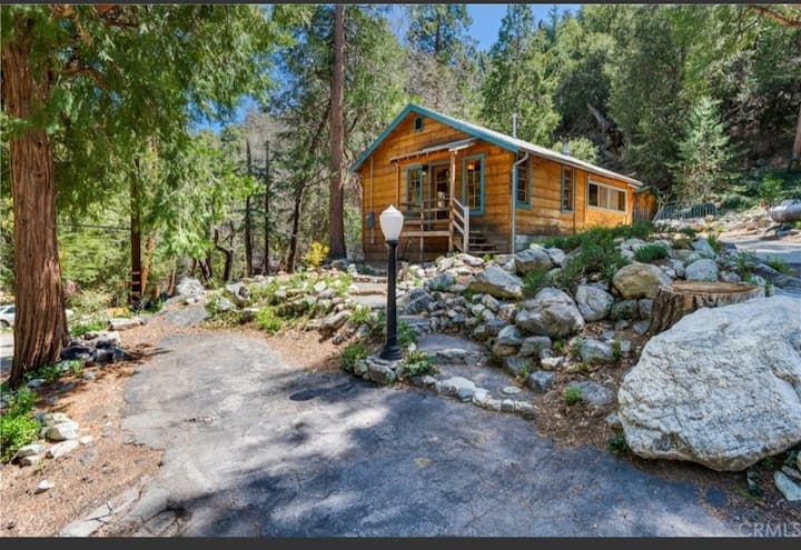 Zcabin - Banning, CA