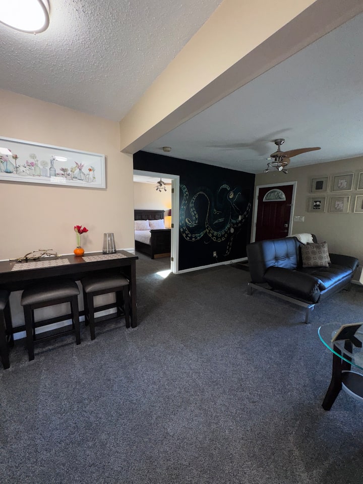 The Cozy Guest House - Charlotte, NC