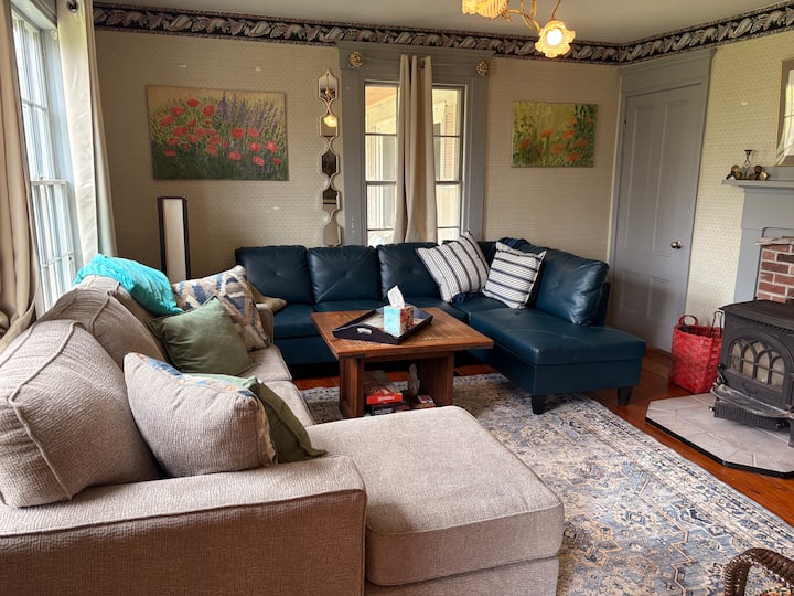 Peaceful Retreat In Oakland Maine Minutes To Lake - Waterville, ME