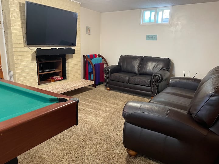 Private Basement Apartment W/ 2 Queens & 2 Twins - Rexburg, ID