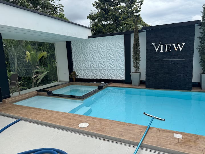 Suite De Lujo, Con Piscina - Santo Domingo de los Tsachilas