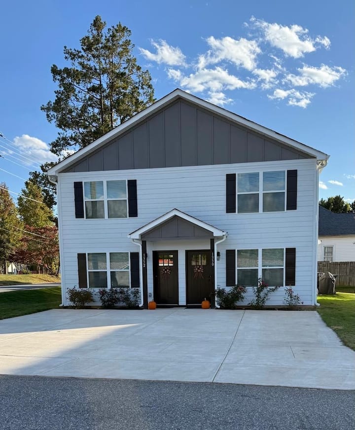 Pura Vida Apartment - Hickory, NC