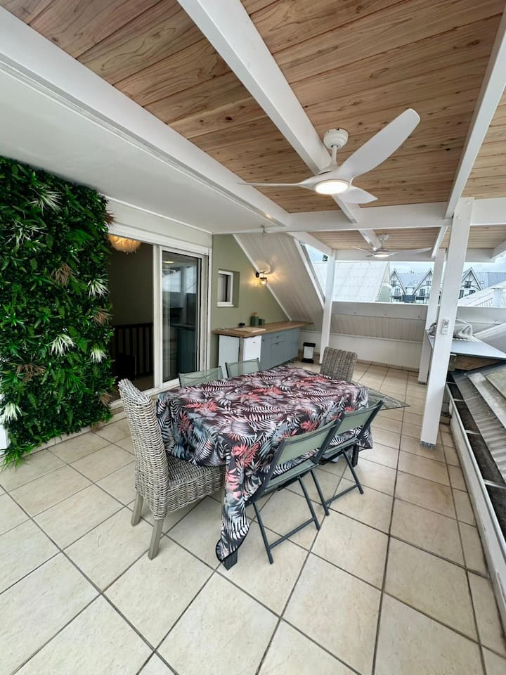 Les Pieds Dans L'eau - Saint-Leu