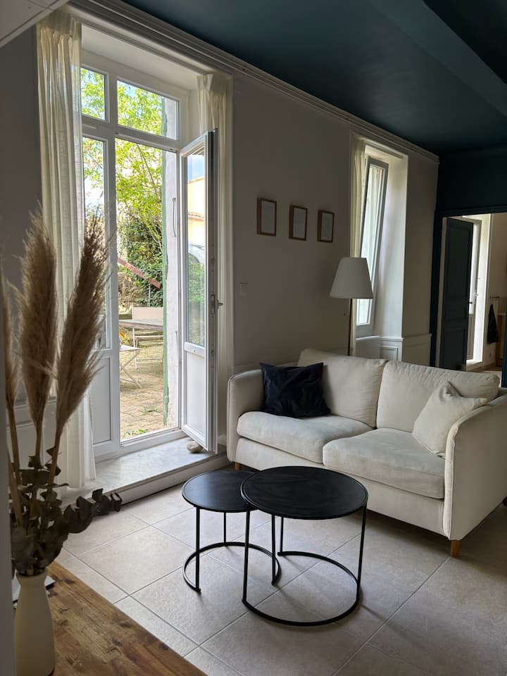 Appartement De Charme Avec Terrasse - Salon Centre - Salon-de-Provence