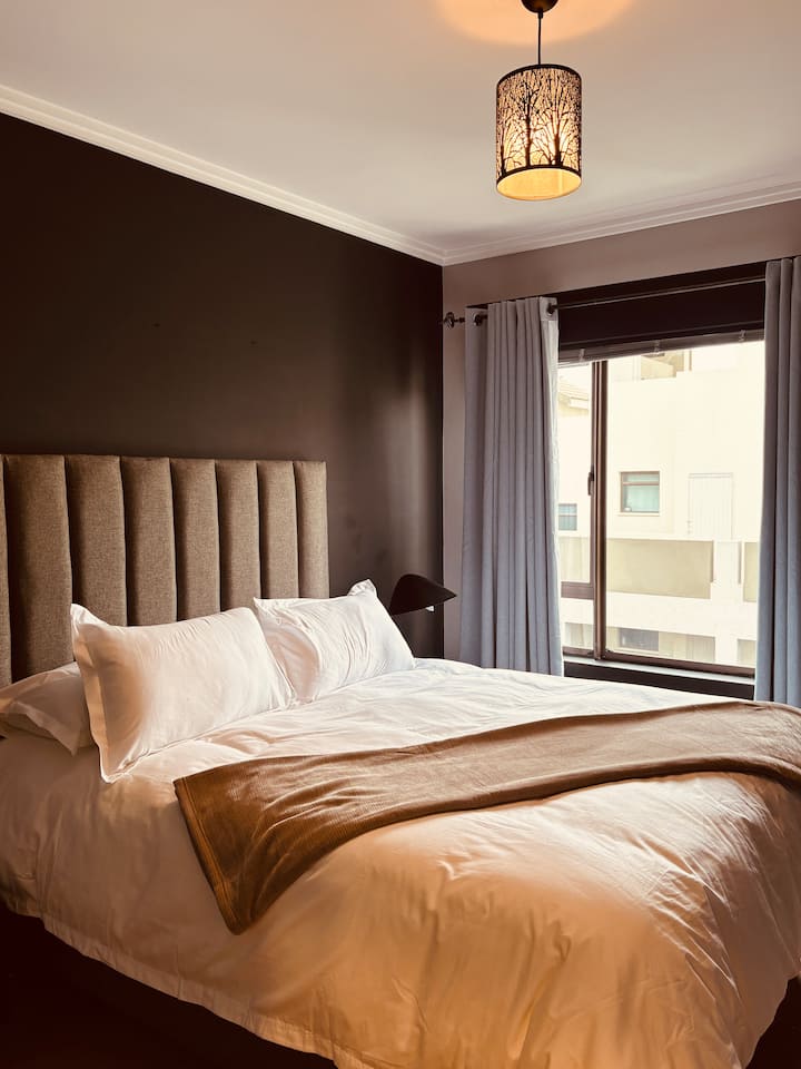 Quiet Executive Loft Apartment - Sandton