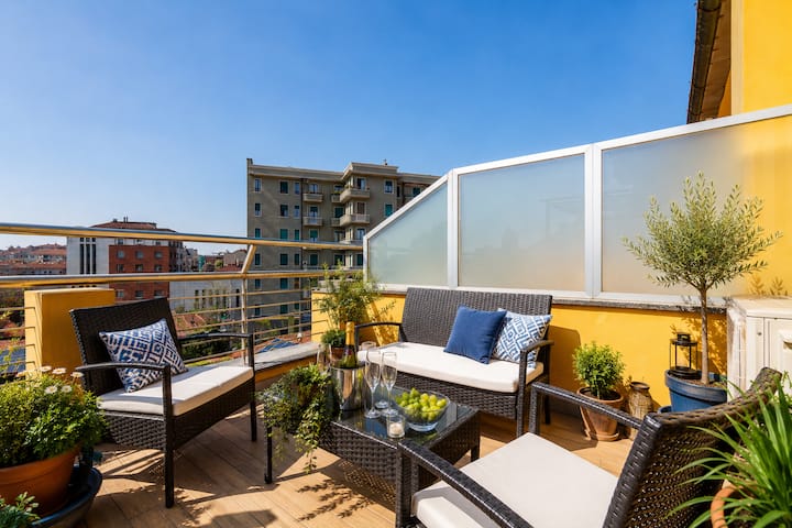 [Milano Centro - Isola - Duomo] +Terrazza +Mm #04 - Milan