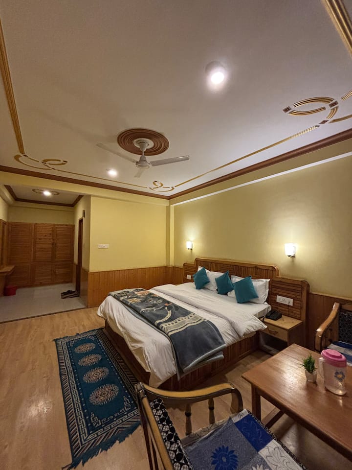 Three Room Set (Himalayan Tradition) - Manali
