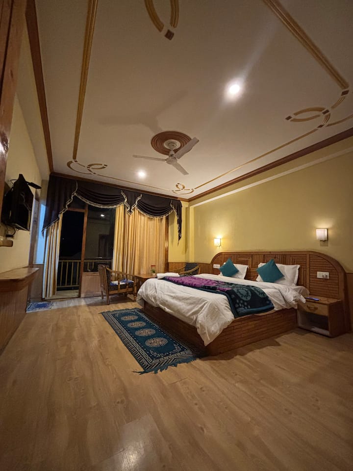 Himalayan Tradition (3 Room Set) - Manali