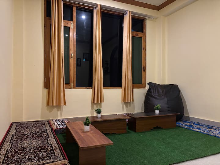 Three Room Set (Himalayan Tradition) - Manali
