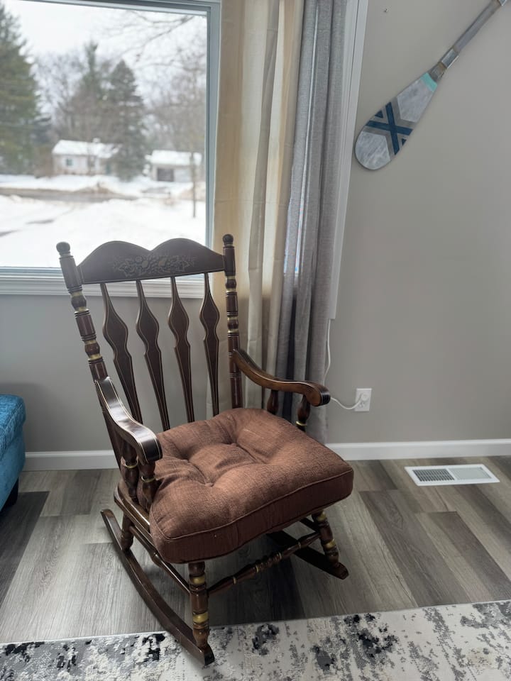 Charming 3-bedroom House - Traverse City