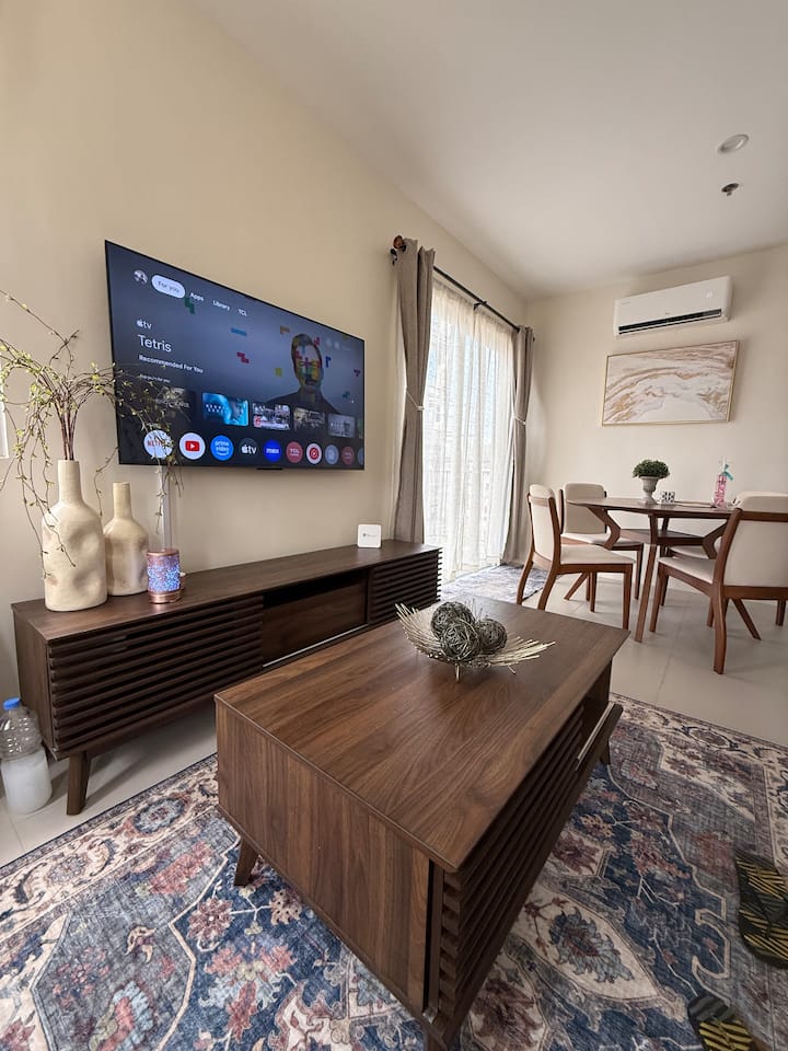 Balaycation 
3br-2ba-5beds
Sleeps 8 - Davao City