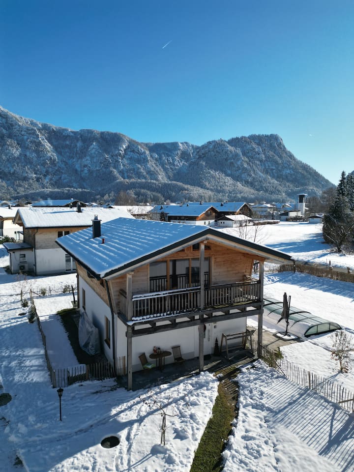 Chalet Kuhglockerl: Pool, Whirlpool & Sauna Für 8 - Inzell