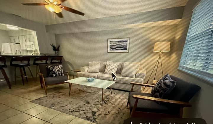 Top Stay In A Perfect Location – Crystal Bridges - Bentonville, AR
