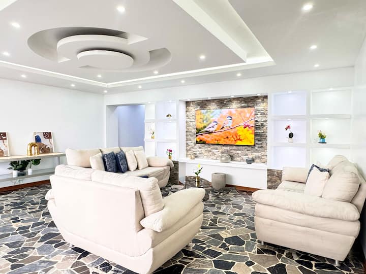 Lujo & Ubicacion, Hermoso &Amplio Apt En Altamira - Caracas