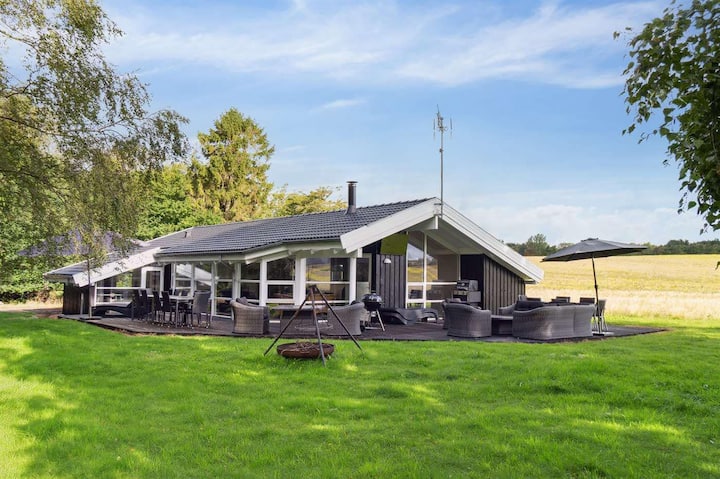 Roligt Og Naturrigt Sommerhus - Denmark