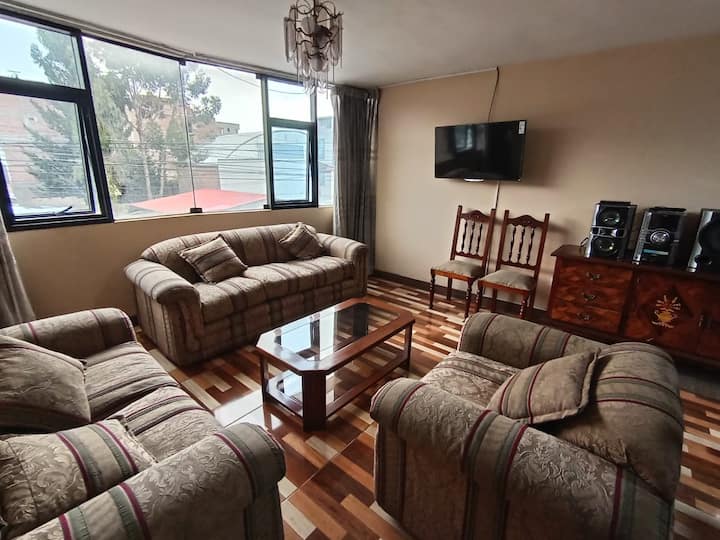 Departamento Amplio Y Amoblado En Centro De Hyo - Huancayo