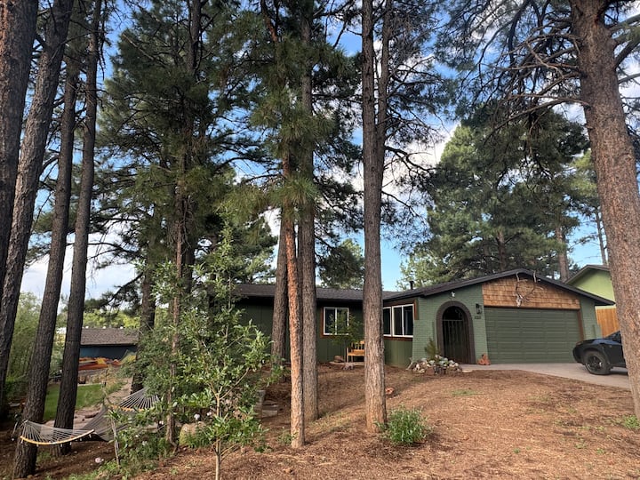 Ponderosa Lodge - Flagstaff