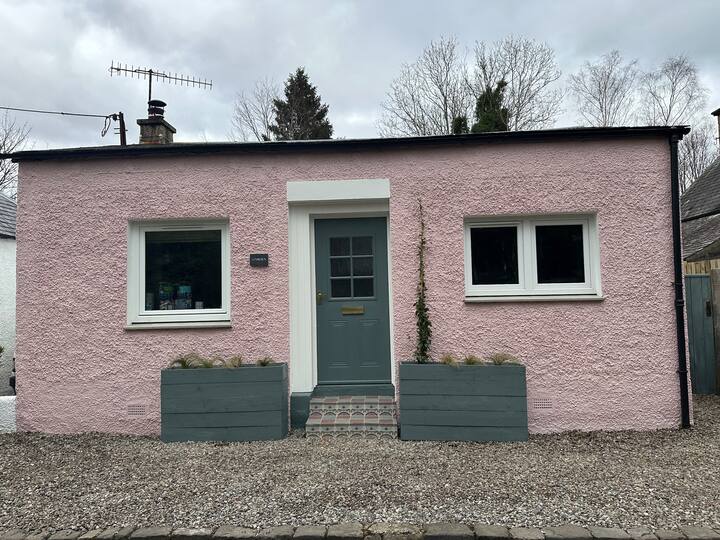 Cosy 2 Bedroom Cottage With Outside Bath - Crieff