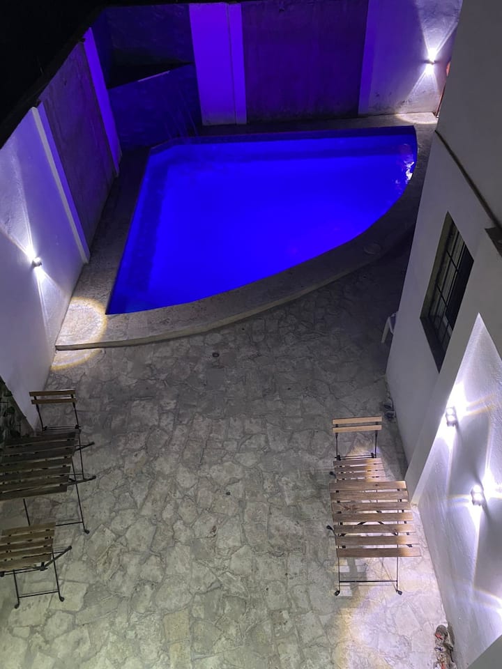 Hostal A - La Romana