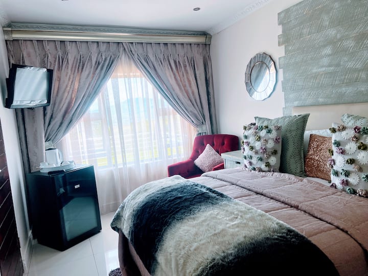 Ambience On N2 Boutique Hotel Room3 - Kokstad