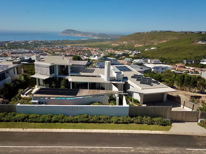 Stellar Wind Luxury Ocean Villa - Plettenberg Bay