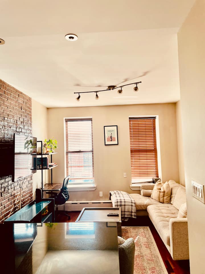 Professionally Furnished Spacious 2br In Nyc - Englewood, NJ