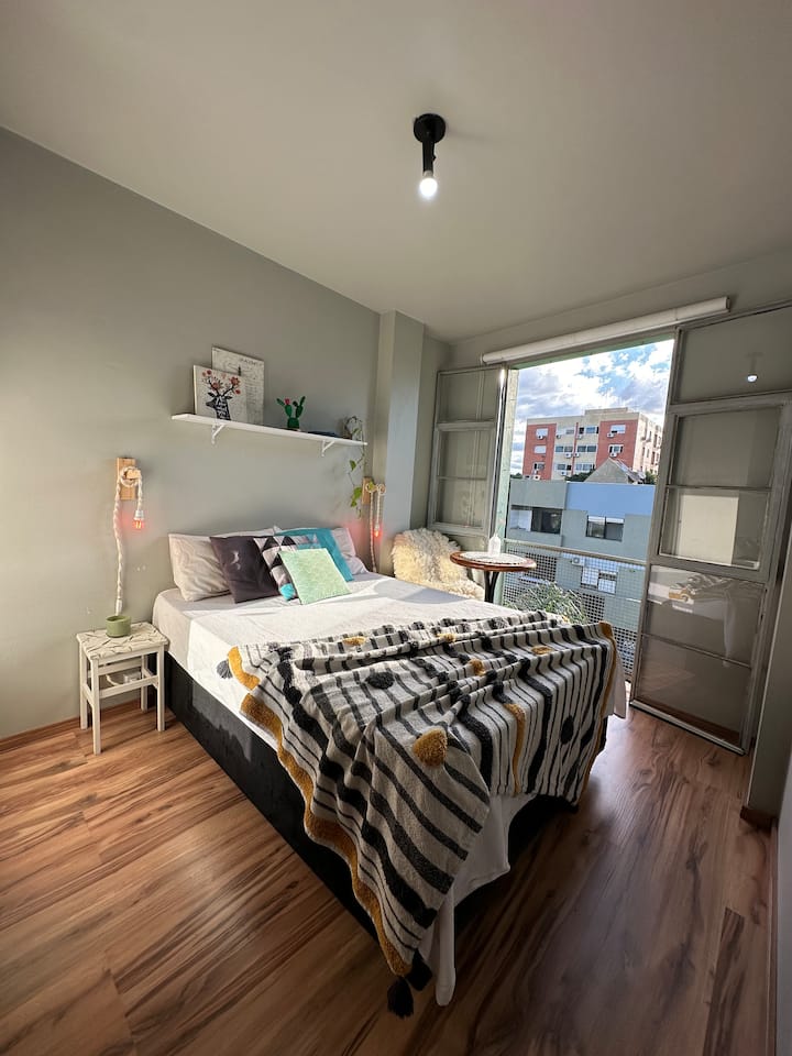 Quarto Entre Shopping E Fenac - Novo Hamburgo