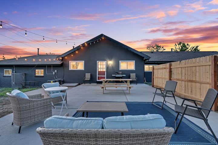12 Min From Downtown Denver-spacious Retreat - Denver, CO