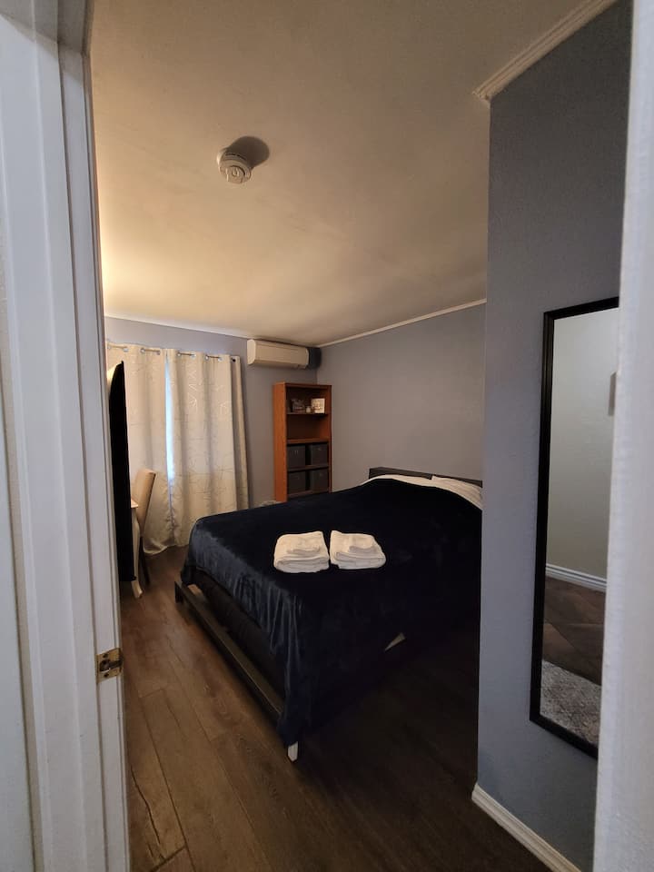 Comfortable Cozy Room With Many Amenities - Claremont, CA
