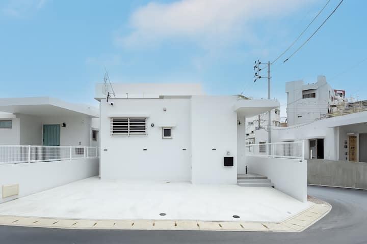 Brand New 2025 House Mins From Kadena Gate - Okinawa
