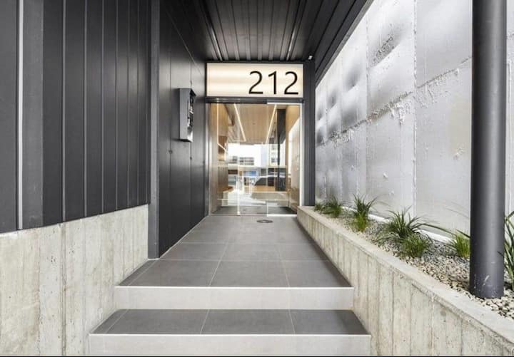 Central And Sunny On Willis - Wellington