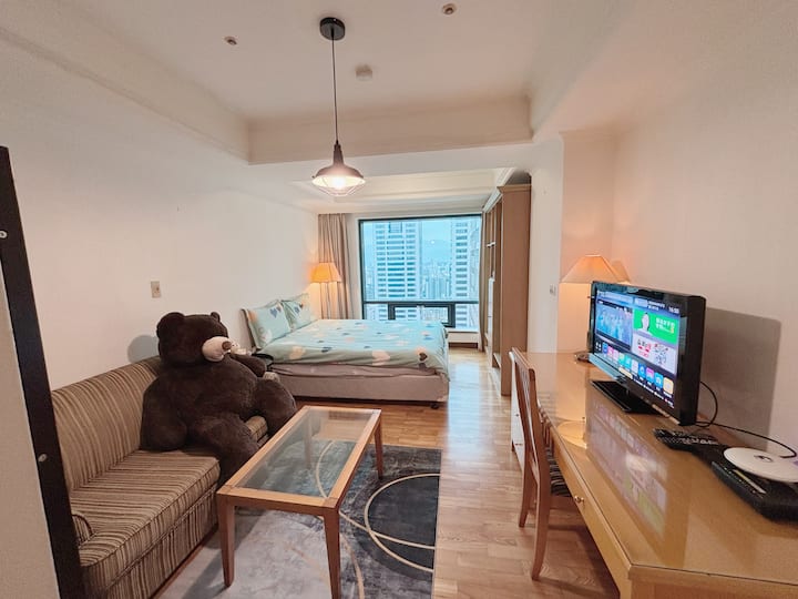 台中市勤美誠品草悟道科博館金典百貨/逢甲夜市火車站一中商圈美術館 - 北屯區