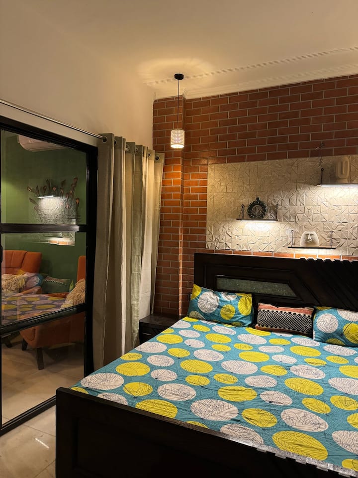 Rentabode- Nook & Nest - New Delhi