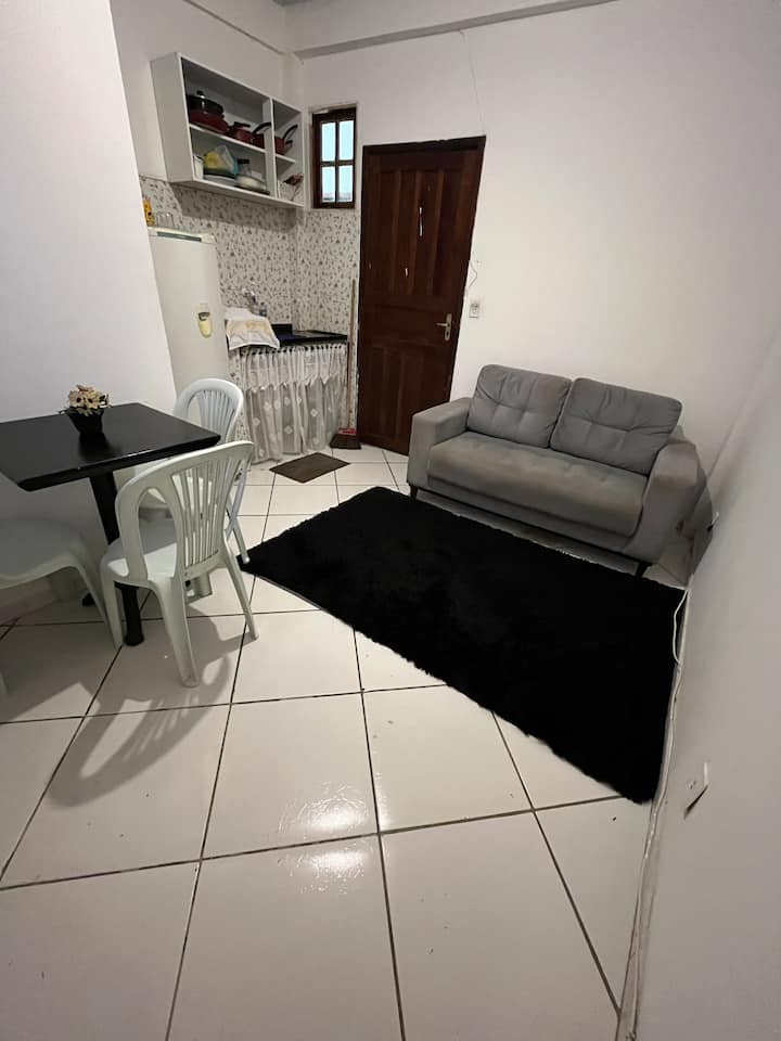 Apto Comp. C/ Ar Cond P/4 Pessoas Prox Praia Forte - Cabo Frio