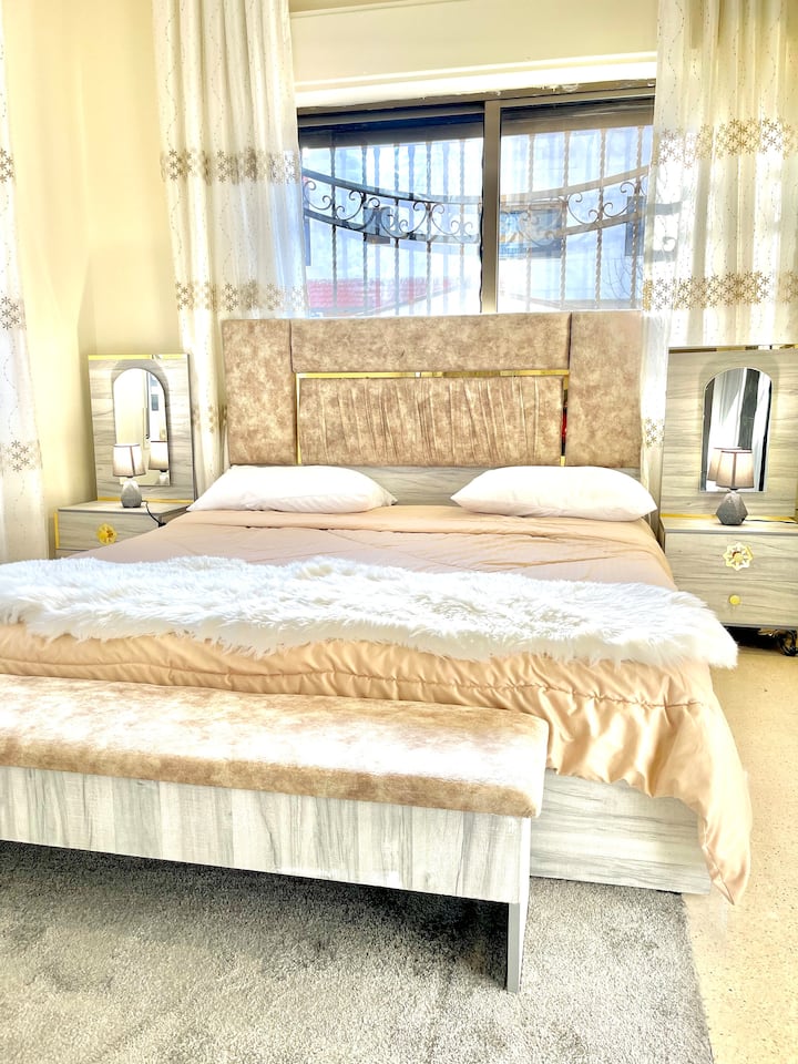Stylish 3 Bedroom In Amman - Amman