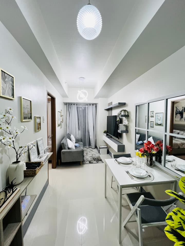 Moa Grand Stay Suite #02 / Newly Turn-over Only! - Pasay