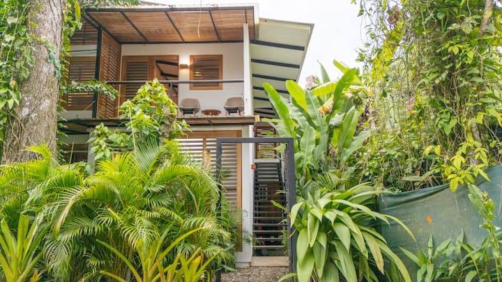 Apto Sol: Céntrico, Cerca De Playa, A/c, Cocina - Punta Uva