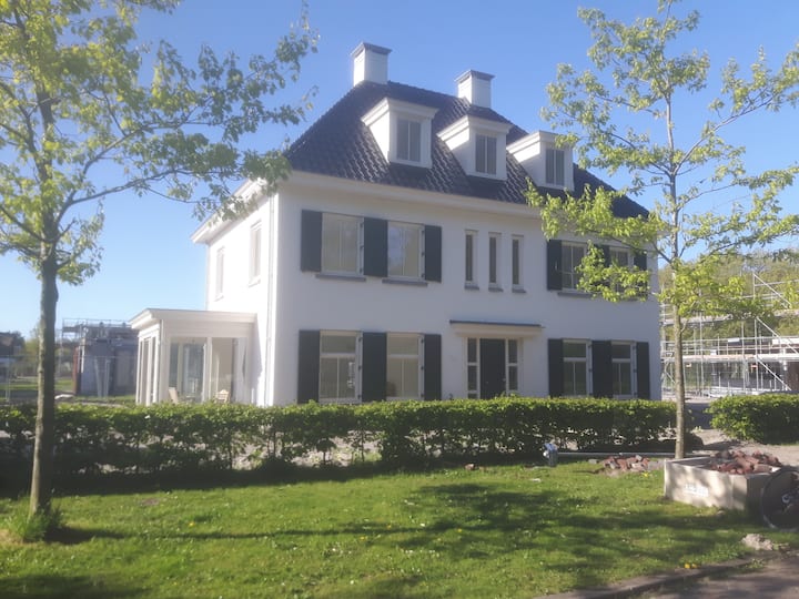 Vrijstaande Villa Aan Natuurpark En  Nabij Zee - Den Haag