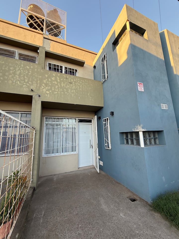 Dúplex Con Cocina Y Patio En Gualeguaychú - Gualeguaychú