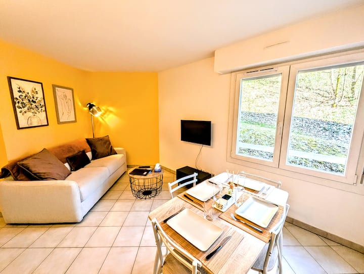 Grand Studio Moderne Parking Privé Proche Centre - Gap