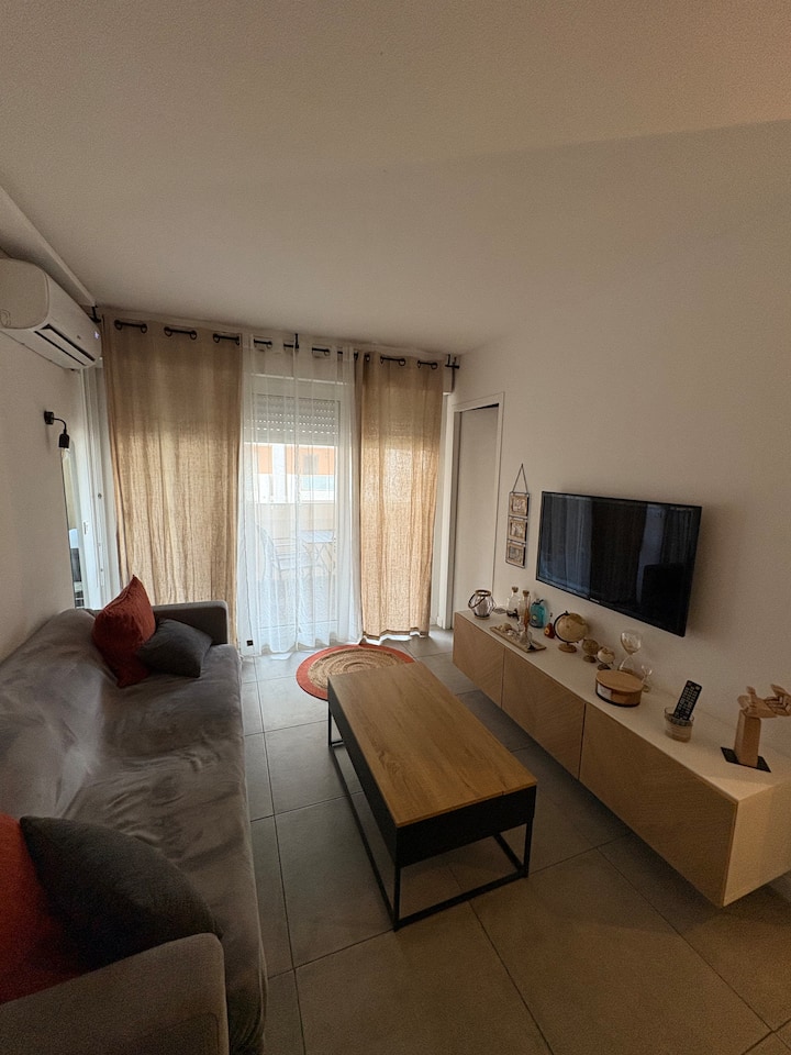 Appartement Cosy Au Bord De Mer - Antibes