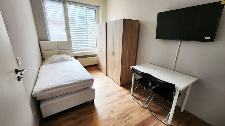 Große Monteurwohnung | Balkon | Wlan | 6 Pers - Rüsselsheim am Main