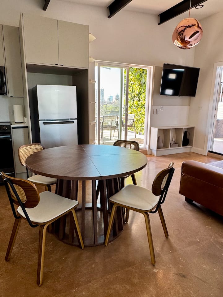 Fresh & Modern:new Apt With Rooftop Stunning Views - Pecan Valley - San Antonio
