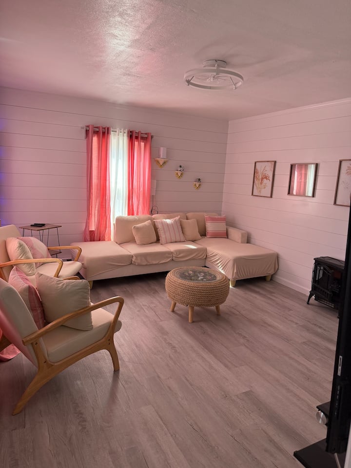 Cozy And Confortable - Wallingford, CT