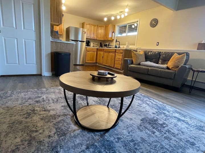 Your Ak Escape Minutes To Shopping, Hiking & Parks - Anchorage