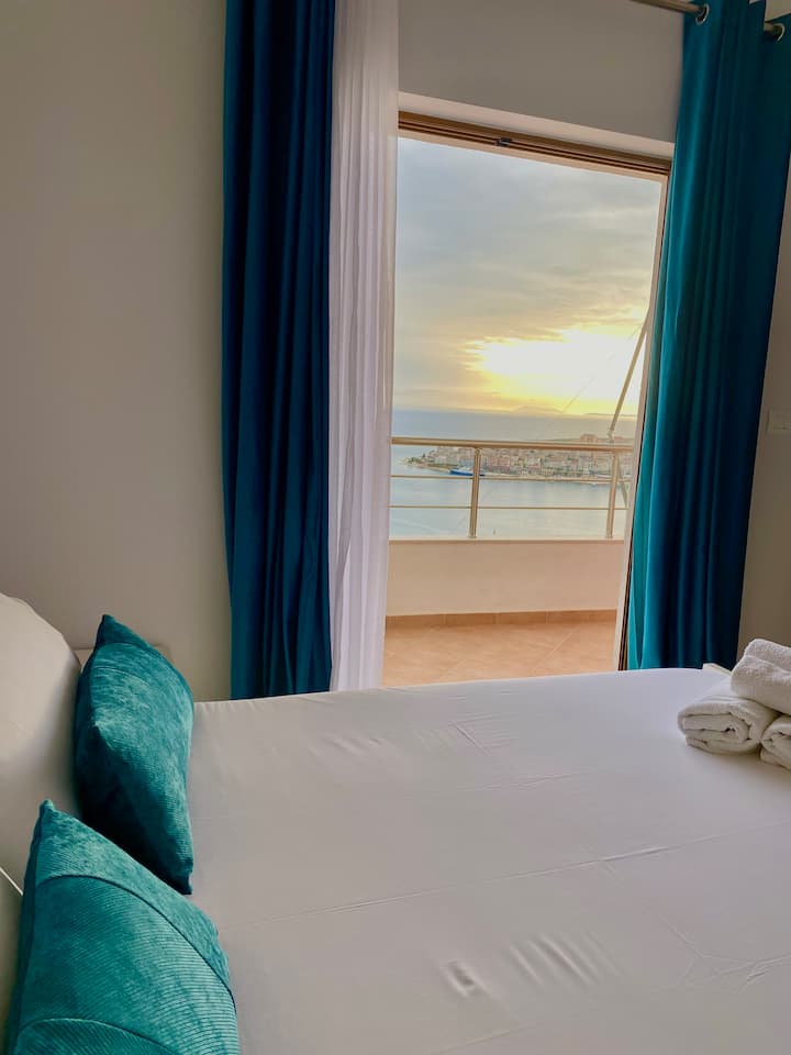 Bruna's Sea View Spacious Apartment - Saranda