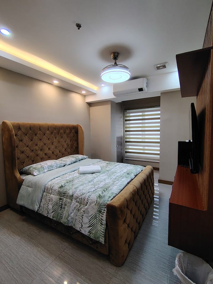 3 Bedroom Staycation Unit In Qc/pet Friendly - Quezon City