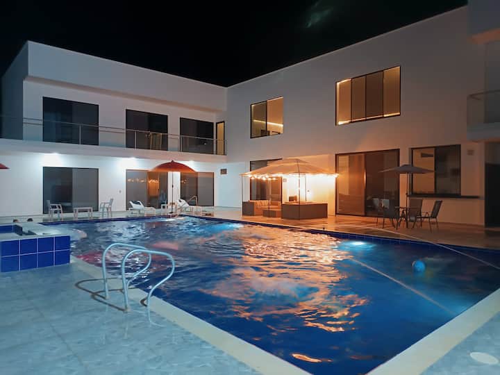 Quintamelgar 12habitacion12baños Conairea/c 39pers - Melgar