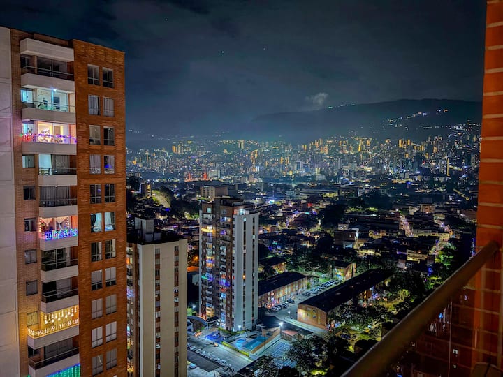 3br Apto With Pool, Gym, Sauna, 15 Min Provenza - Medellín